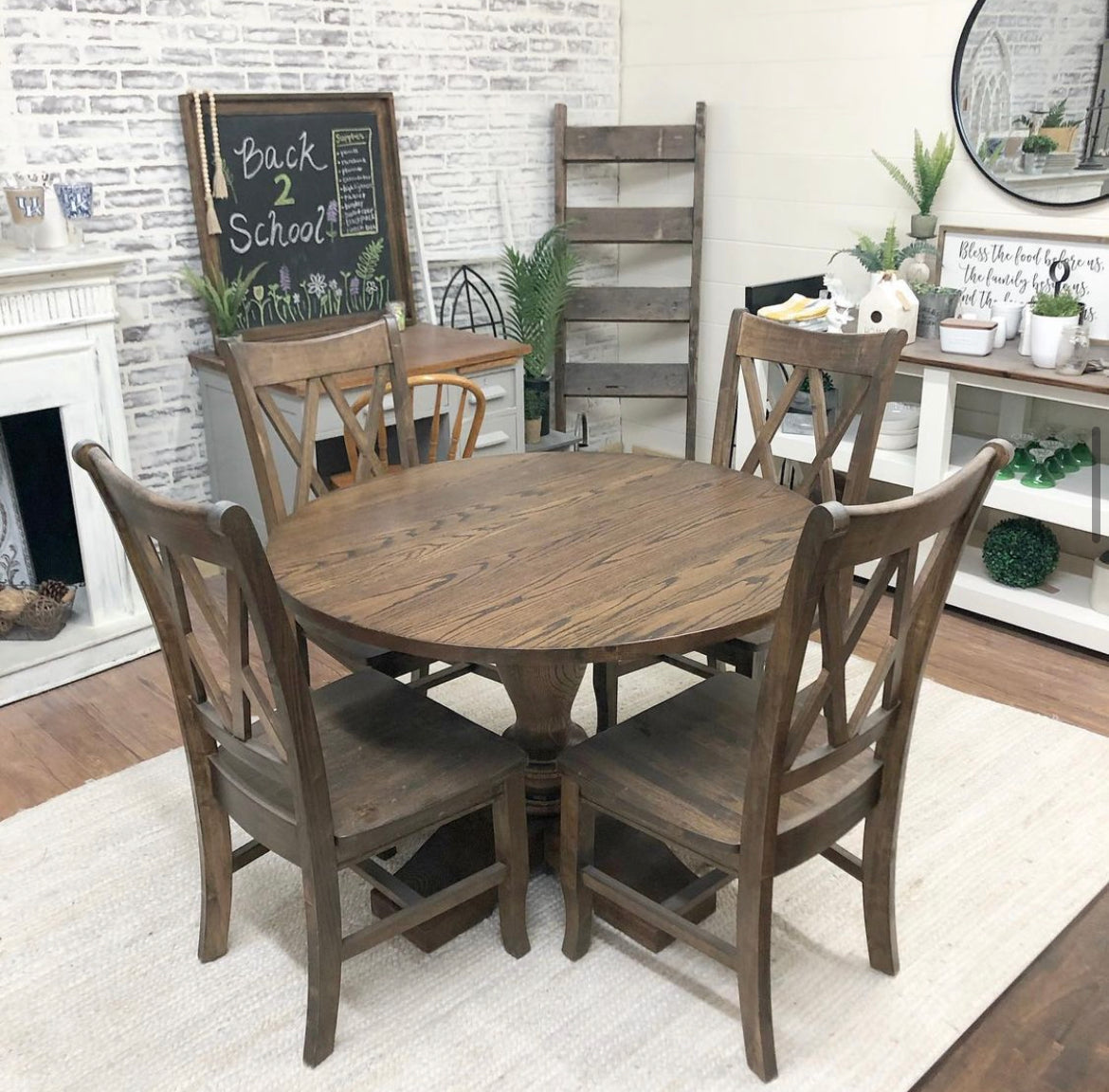Revolution Round Dining Table – FOUR35HOME